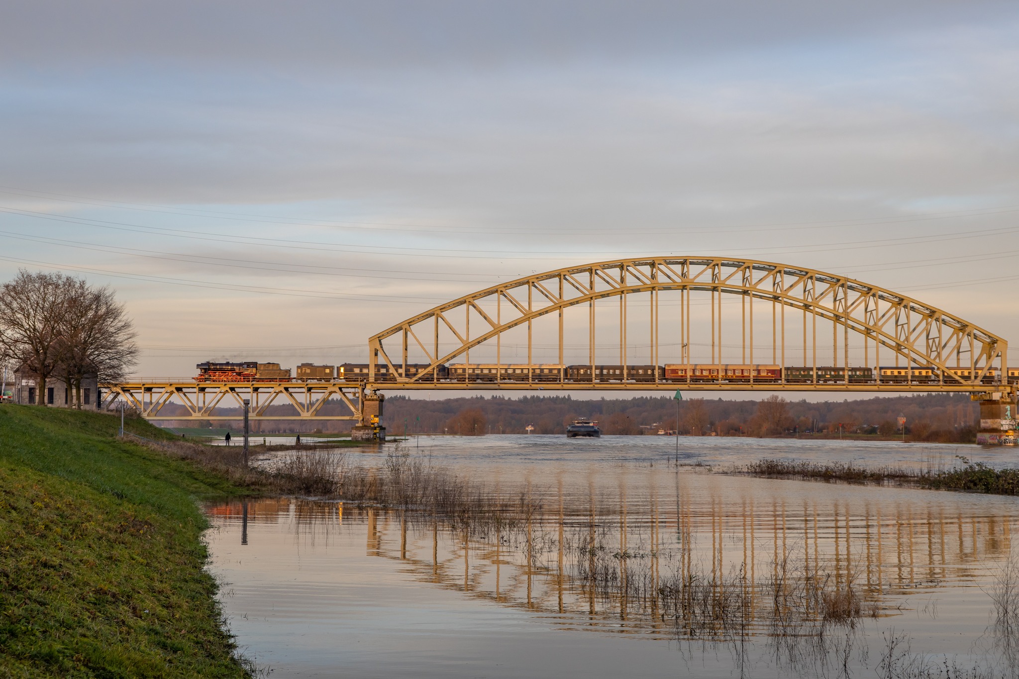 Christmas Express rijdt weer tussen Arnhem en Nijmegen